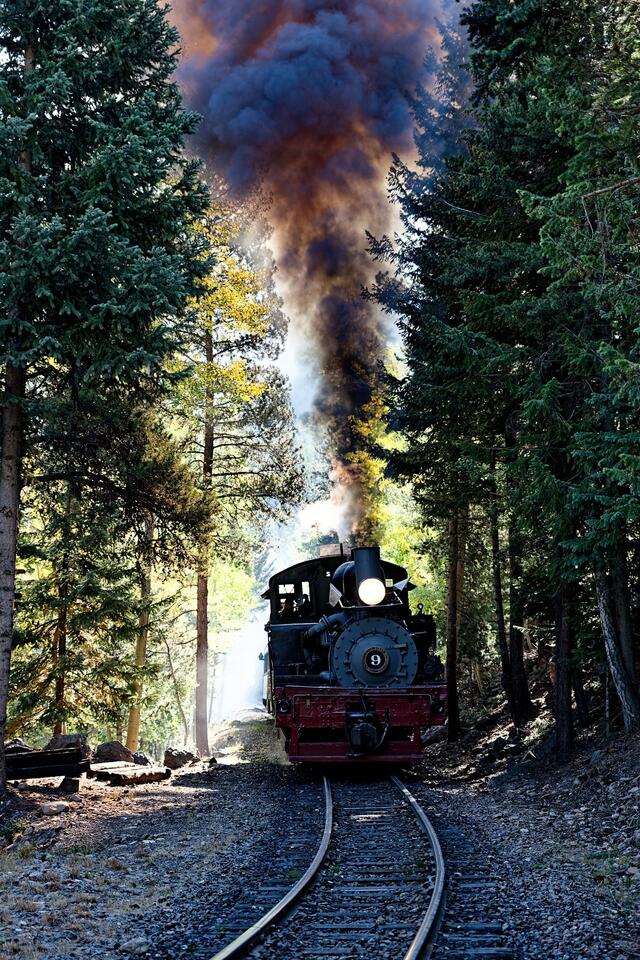 | Train Room Photography